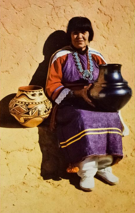 Maria Martinez Biography and San Ildefonso Pottery - Maria Martinez Pottery